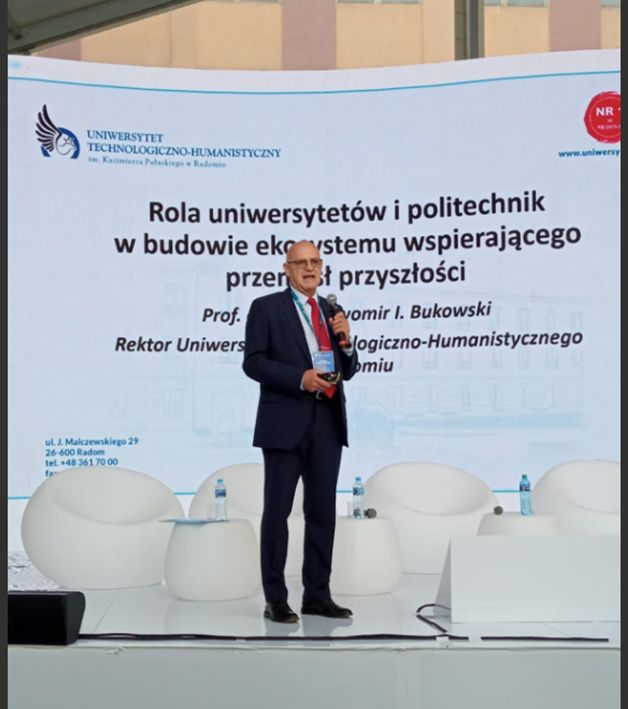 Pracownicy WEiF na II Kongresie Radom Przyszłości - Wydział Ekonomii i ...